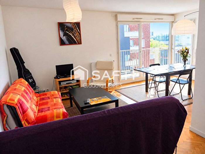 Saint-Denis, La Plaine Saint-Denis : Appartement 3 pièces à vendre