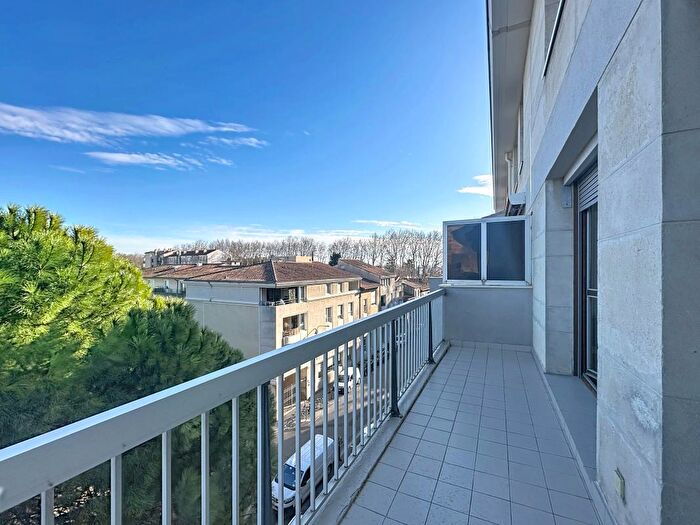 Appartement à louer - Avignon, Raspail, Vernet - 1 pièce