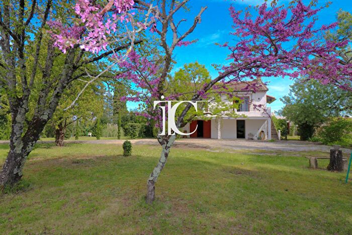 Maison à vendre - Saint-Ambroix - 4 pièces - 3 chambres