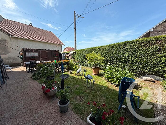 Maison 6 pièces à vendre à La Vèze