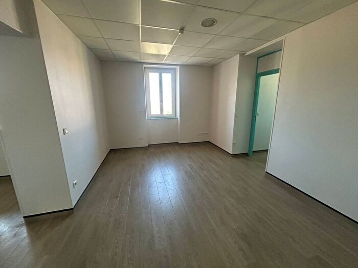 Appartement à louer - Beaux - 2 pièces - 1 chambre