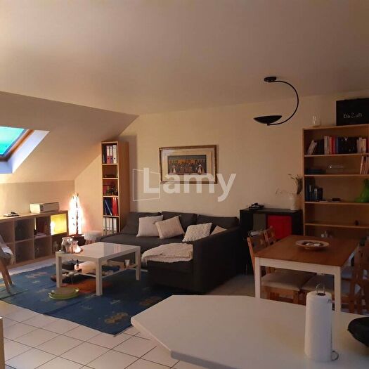 Appartement à louer - Maison Blanche-Wilson, Reims - 2 pièces