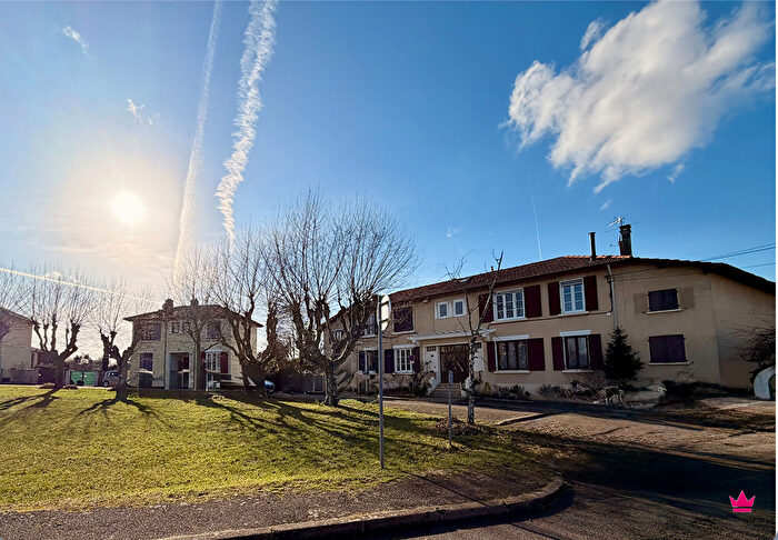 Appartement 4 pièces à Rillieux-la-Pape, Perica, Village, à vendre