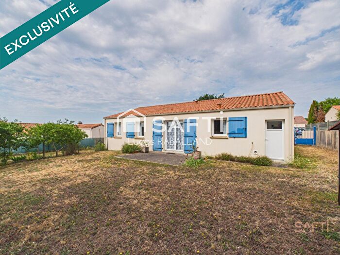 Maison 4 pièces à vendre à La Roche-sur-Yon, Le Bourg sous la Roche