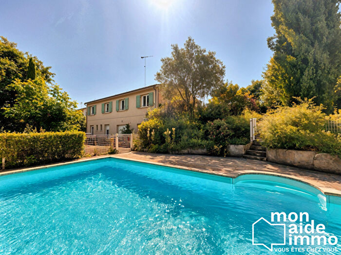 Maison à vendre - Montguyon - 5 pièces - 4 chambres