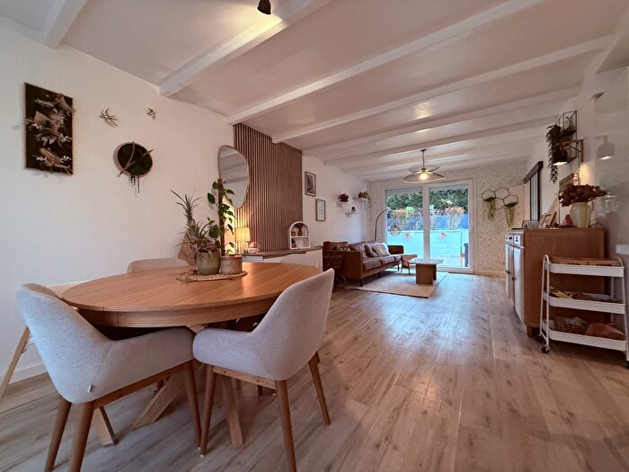 Maison à vendre - Saulxures-lès-Nancy - 6 pièces - 4 chambres