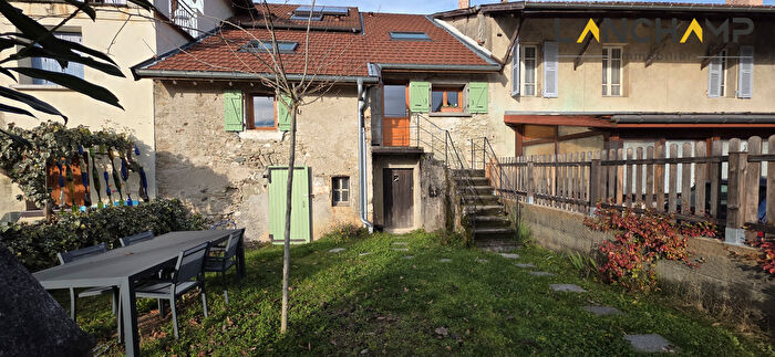 Maison à vendre - Bassy - 5 pièces - 3 chambres