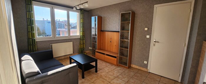 Appartement à louer - Vand uvre-lès-Nancy, Centre-ville, Vandoeuvre Nations - 3 pièces - 2 chambres