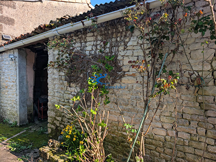 Maison à vendre - Longèves - 3 pièces - 2 chambres