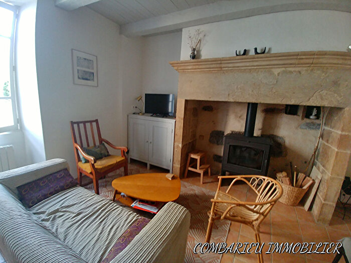 Maison à louer - Saint-Antonin-Noble-Val - 3 pièces - 2 chambres