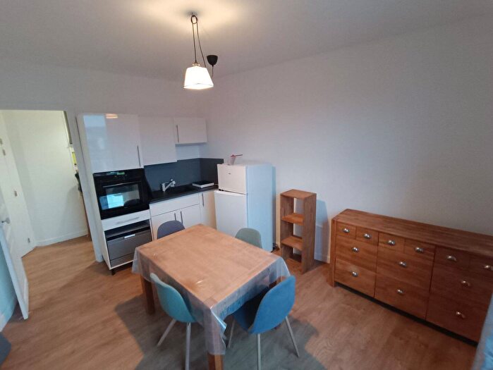 Général de Gaulle-Vélodrome-Baillets, Albert - Appartement 2 pièces à louer