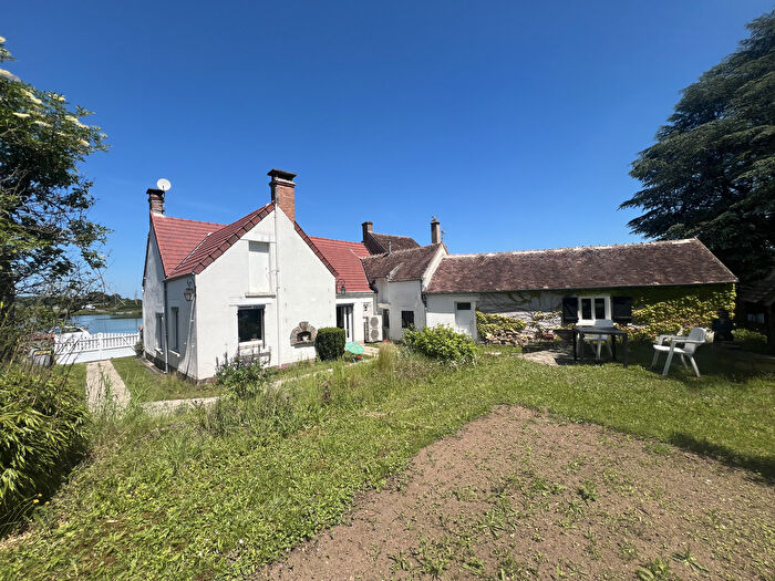 Maison 4 pièces à vendre - Châteaumeillant