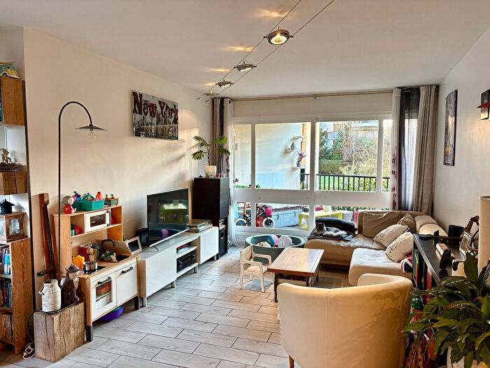 Appartement à vendre - Le Chesnay, Tartre - 3 pièces - 2 chambres