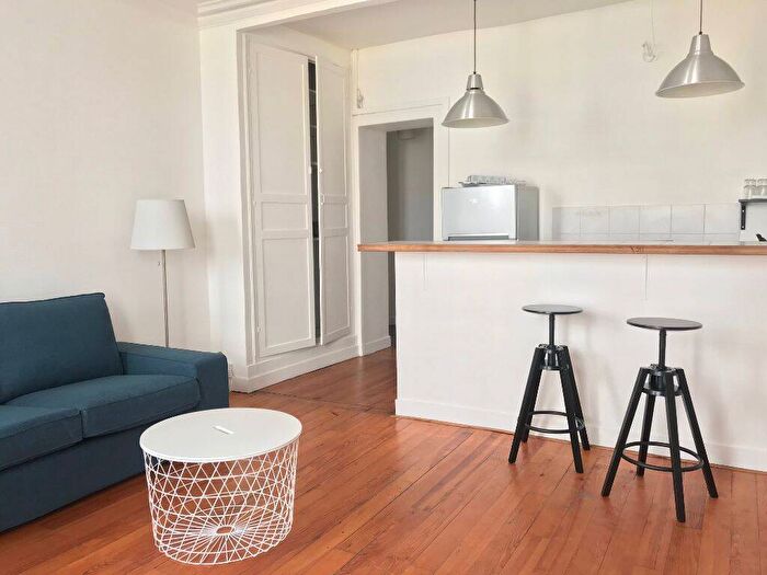 Clignancourt-Jules Joffrin, Paris 18ème arrondissement : Appartement 2 pièces à louer