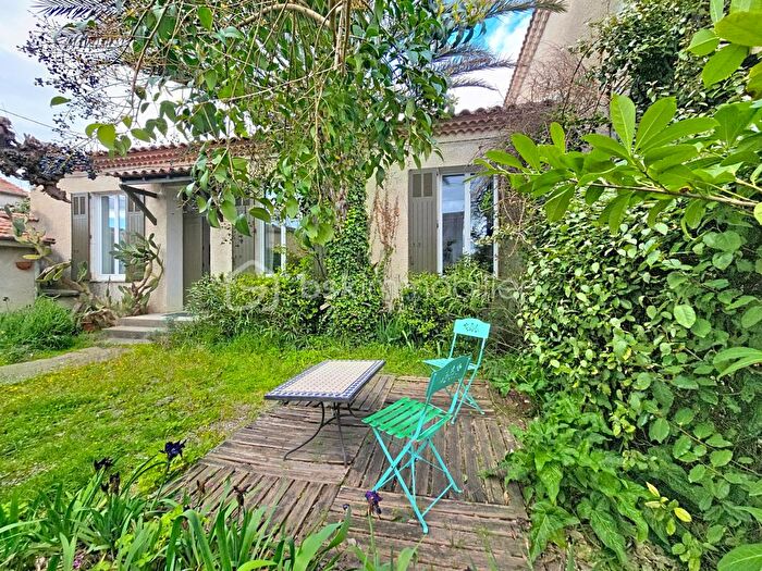 Maison à vendre - Nîmes, Clos dOrville - 4 pièces - 3 chambres