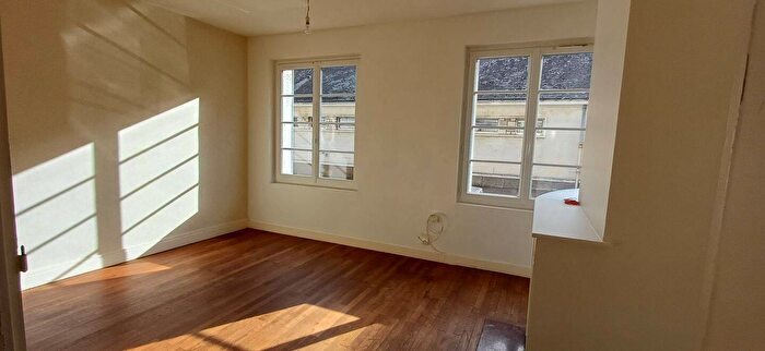 Appartement à louer - Saumur - 3 pièces - 2 chambres