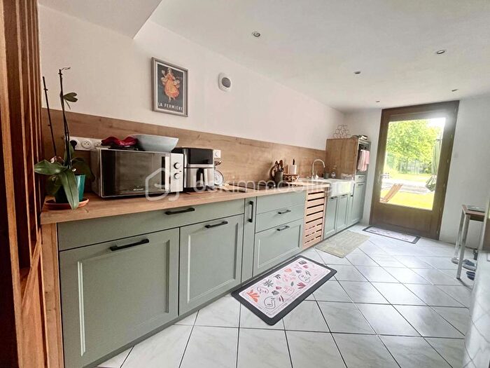 Neuvy-en-Beauce : Maison 5 pièces à vendre