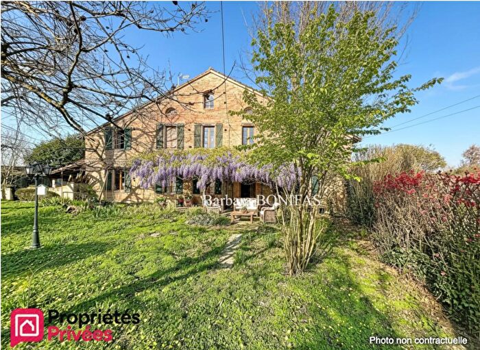 Buzet-sur-Tarn : Maison 11 pièces à vendre
