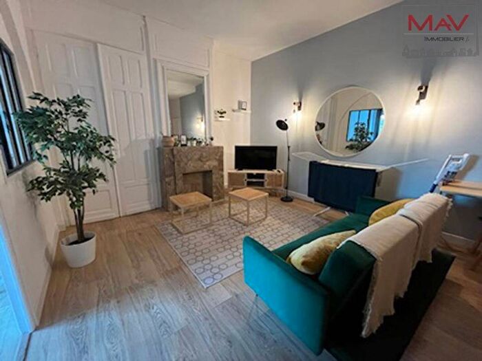 Moulins, Lille : Appartement 3 pièces à louer