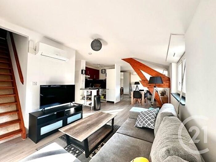 Appartement 2 pièces à louer à Rodez, Centre historique, Vieux-Rodez