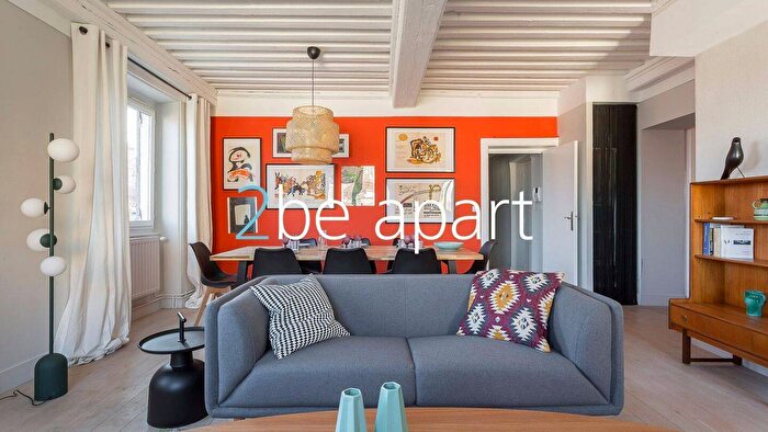 Appartement à louer - Pentes de la croix-rousse, Lyon er arrondissement - 4 pièces - 3 chambres