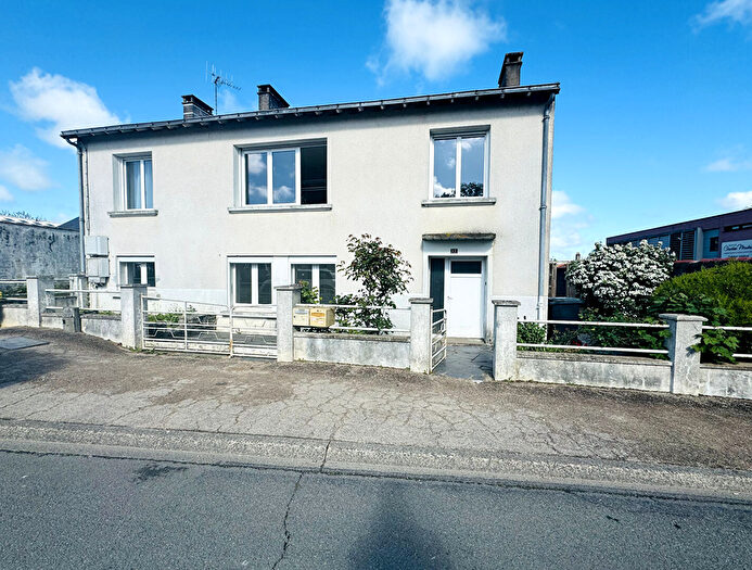 Maison à vendre - Les Essarts - 7 pièces - 5 chambres