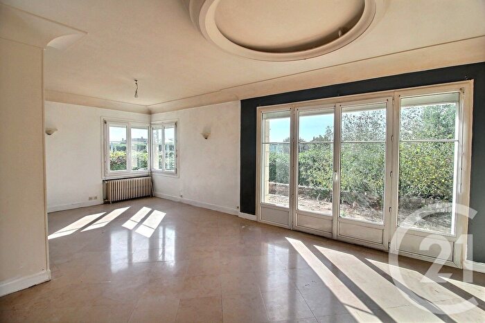 Maison 5 pièces à Saint-Ouen, à vendre