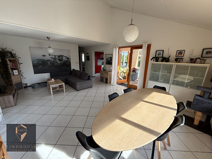 Maison à vendre - Lombez - 4 pièces - 3 chambres