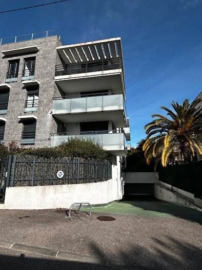 Appartement à louer - Cimiez, Nice - 2 pièces