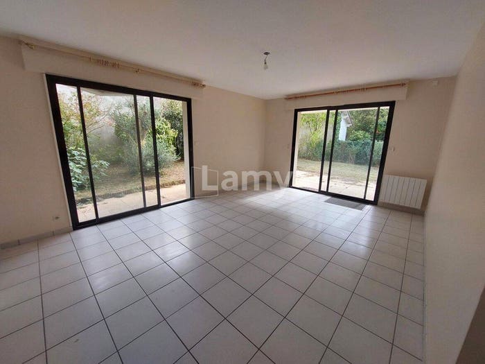 Le Chay-Les Gardes, Royan : Appartement 3 pièces à louer