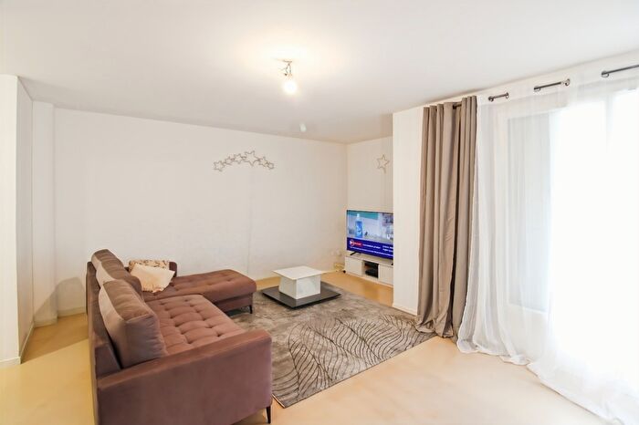 Appartement à vendre - Nogent-sur-Oise, Mairie, République - 2 pièces - 1 chambre