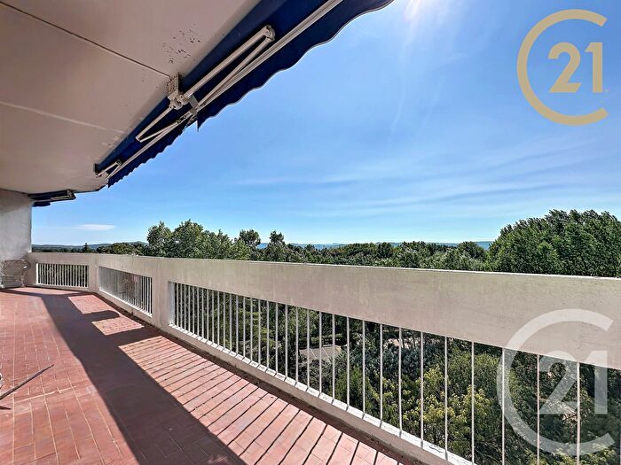 Montélimar, Cabiac, Montlouis, Margerie, Chapellerie : Appartement 5 pièces à vendre