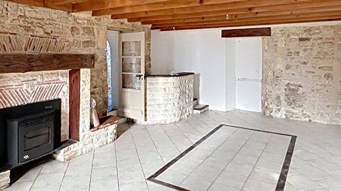 Maison à vendre - Mansle - 6 pièces - 4 chambres