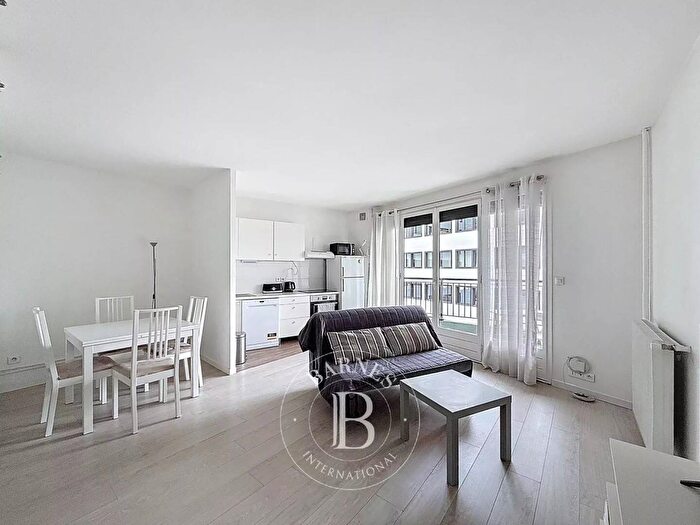 Appartement à louer - La Plaine des Sablons, Neuilly-sur-Seine - 2 pièces - 1 chambre