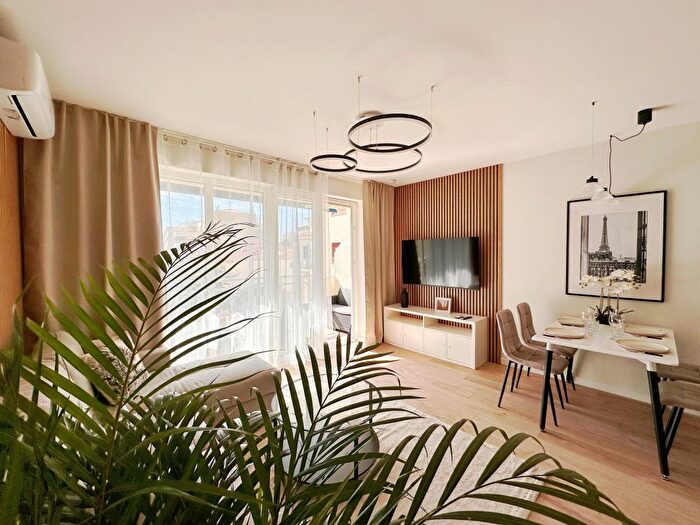 Appartement à vendre - Cannes, Pointe Croisette - 2 pièces - 1 chambre