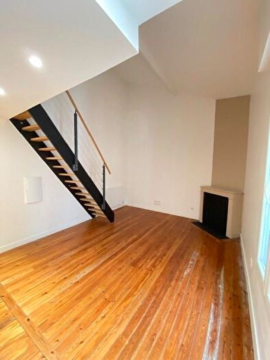 Appartement à louer - Rueil-Malmaison, Coeur de Ville - 1 pièce