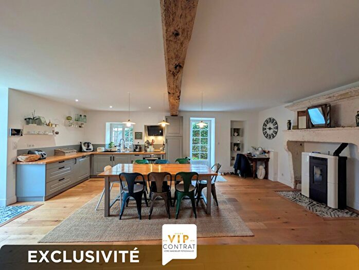 Maison à vendre - Touvre - 6 pièces - 3 chambres