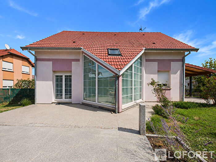 Maison 7 pièces à vendre à Cernay