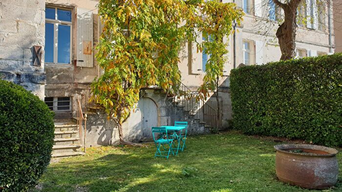 Appartement 4 pièces à vendre à Angoulême, Centre-ville