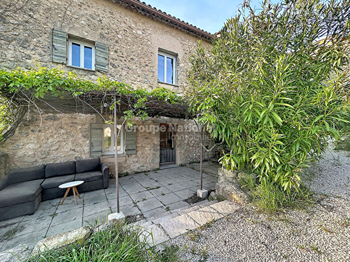 Maison 6 pièces à vendre à Mazan