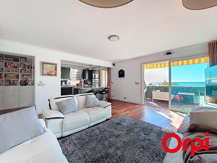 Appartement à vendre - Saint-Laurent-du-Var, Bord de Mer, Port de Plaisance - 4 pièces - 3 chambres