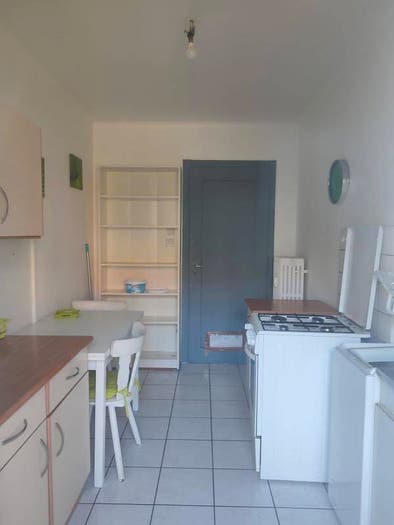 Neudorf Ouest Centre, Strasbourg : Appartement 3 pièces à louer