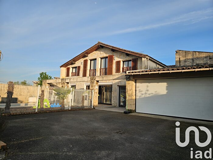 Maison à vendre - Abzac - 7 pièces - 4 chambres