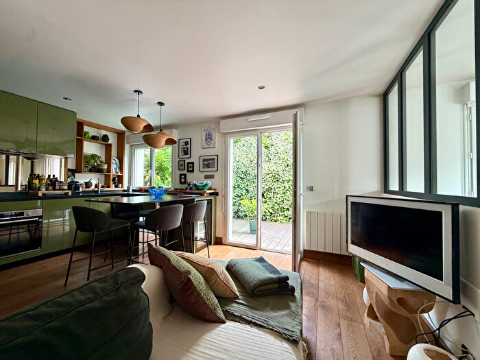 Talence, Saint-Genès, La Médoquine, Haut-Brion : Appartement 2 pièces à vendre