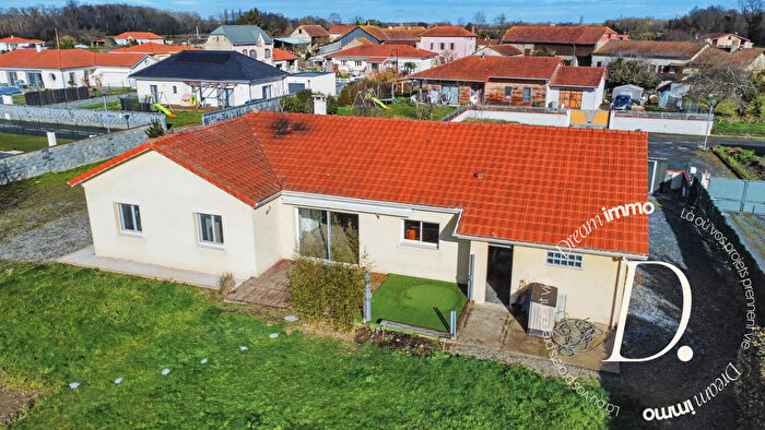 Maison à vendre - Tostat - 4 pièces - 3 chambres