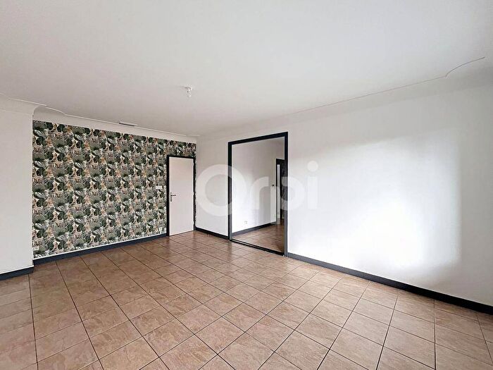 Ouest, Trélissac : Appartement 5 pièces à louer