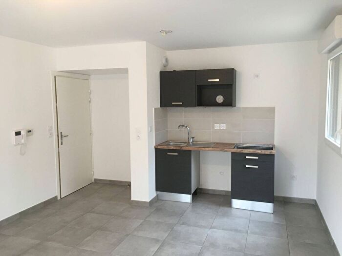 Appartement 2 pièces à Péchabou, à louer