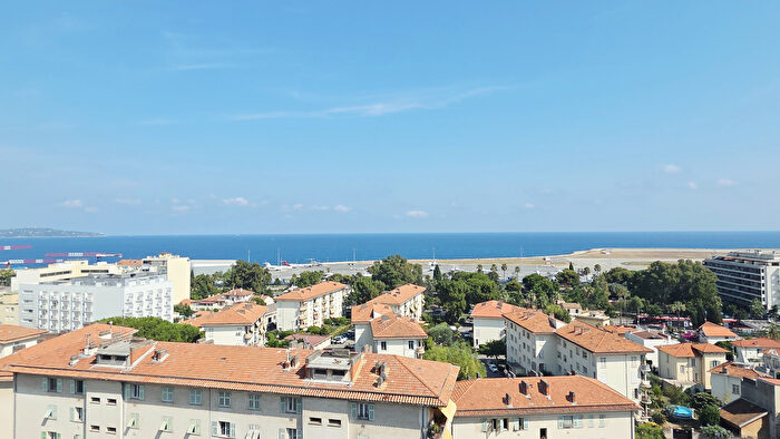 Appartement 3 pièces à Nice, Arenas, à vendre