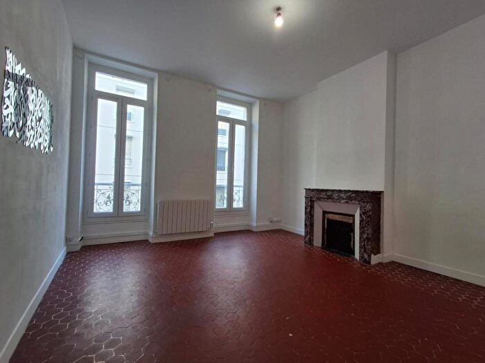 Appartement 3 pièces à louer à Marseille 3ème, Saint-Lazare
