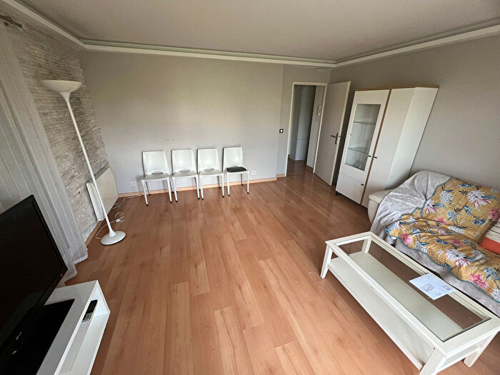 Appartement à vendre - Bobigny, Pierre Sémard - 3 pièces - 2 chambres